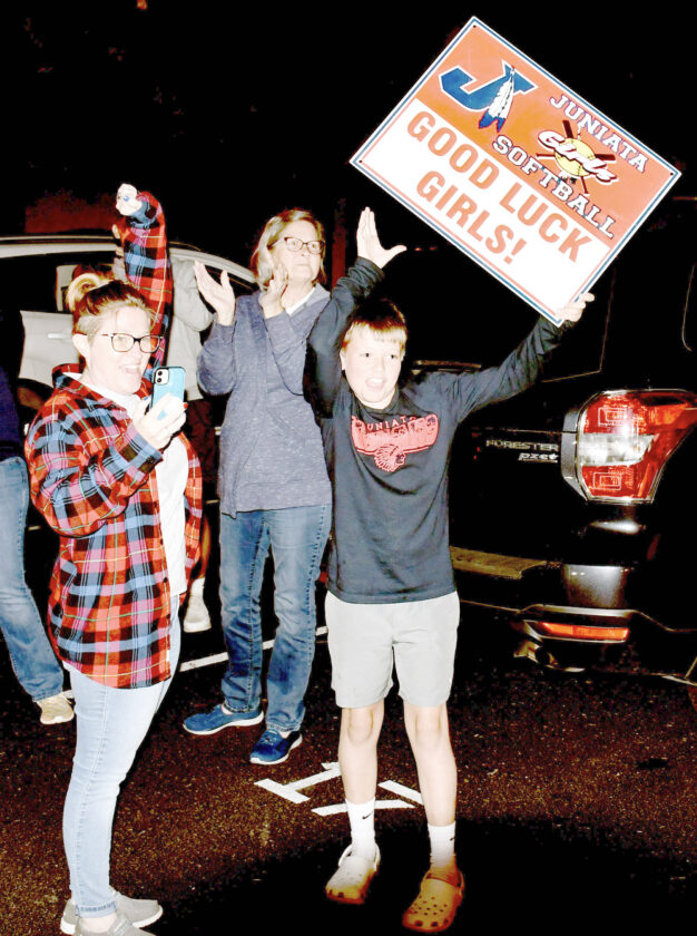 Softball fever sweeps through Juniata County | News, Sports, Jobs - The ...